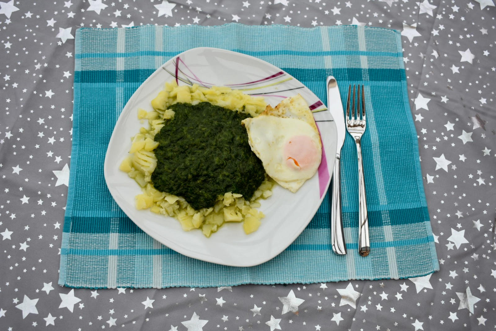 Rezept - Spinat mit Kartoffeln und Spiegeleier - Zwergenkinderstübchen